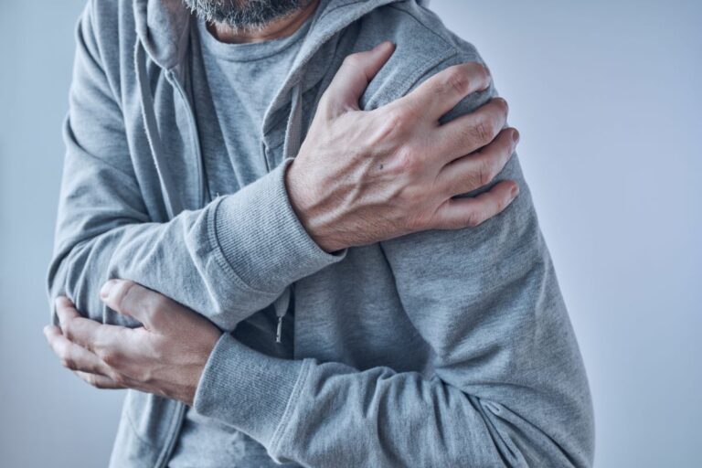 Síndrome de fricción subacromial: Causas, síntomas y tratamientos