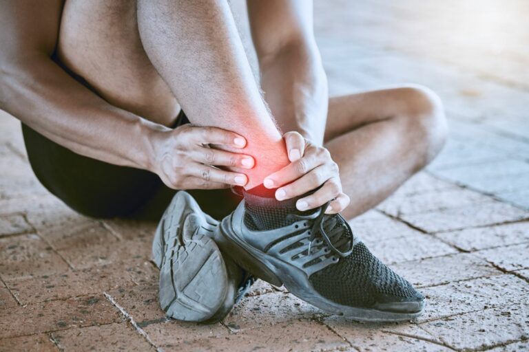 Esguince de tobillo: Síntomas, tratamiento y prevención